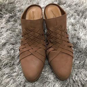 Universal Thread | Shoes | Universal Thread Aiden Heel Mules | Poshmark